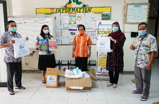 JICA、母子健康支援で体温計供与 - NNA ASIA・インドネシア・社会・事件