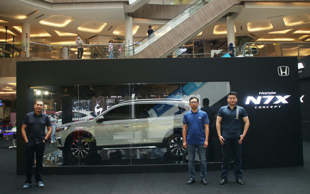 ホンダ、新型SUV試作モデルを巡回展示 - NNA ASIA・インドネシア・自動車・二輪車