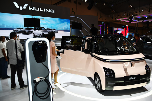 存在感増す電動車、投入続く 五菱EV1500台受注、展示会 - NNA ASIA・インドネシア・自動車・二輪車