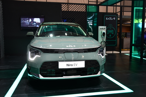 存在感増す電動車、投入続く 五菱EV1500台受注、展示会 - NNA ASIA・インドネシア・自動車・二輪車